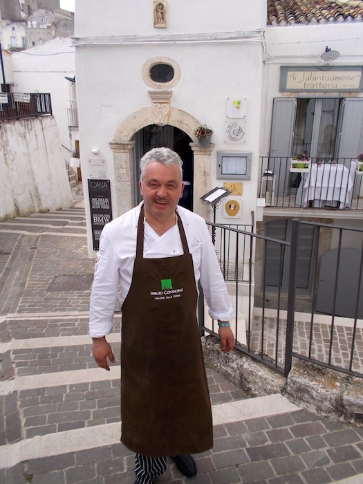 In pellegrinaggio per conoscere la cucina di Gegè Mangano e la grotta ...